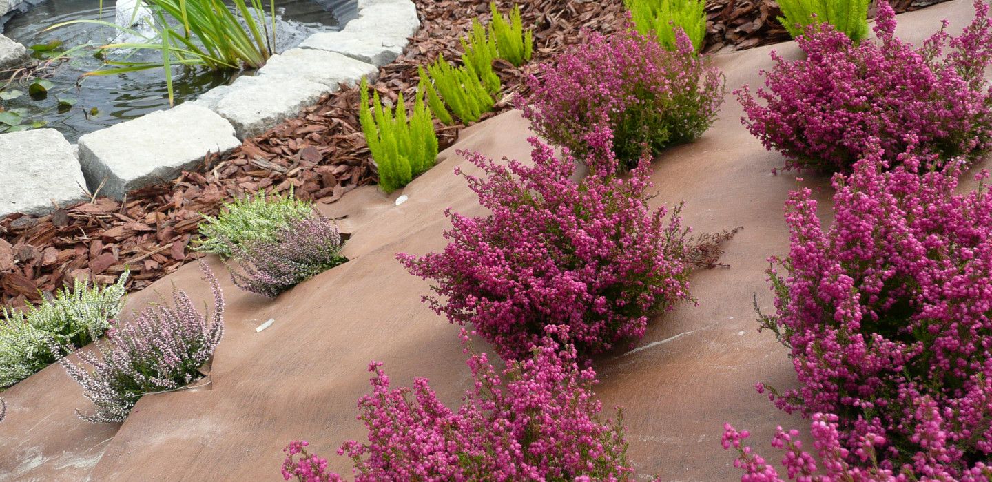 Chemical free weed control barrier - Plantex® Gold | DuPont UK